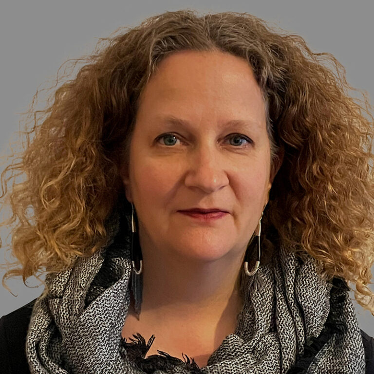 Ivy Farrell - Jefferson Locke